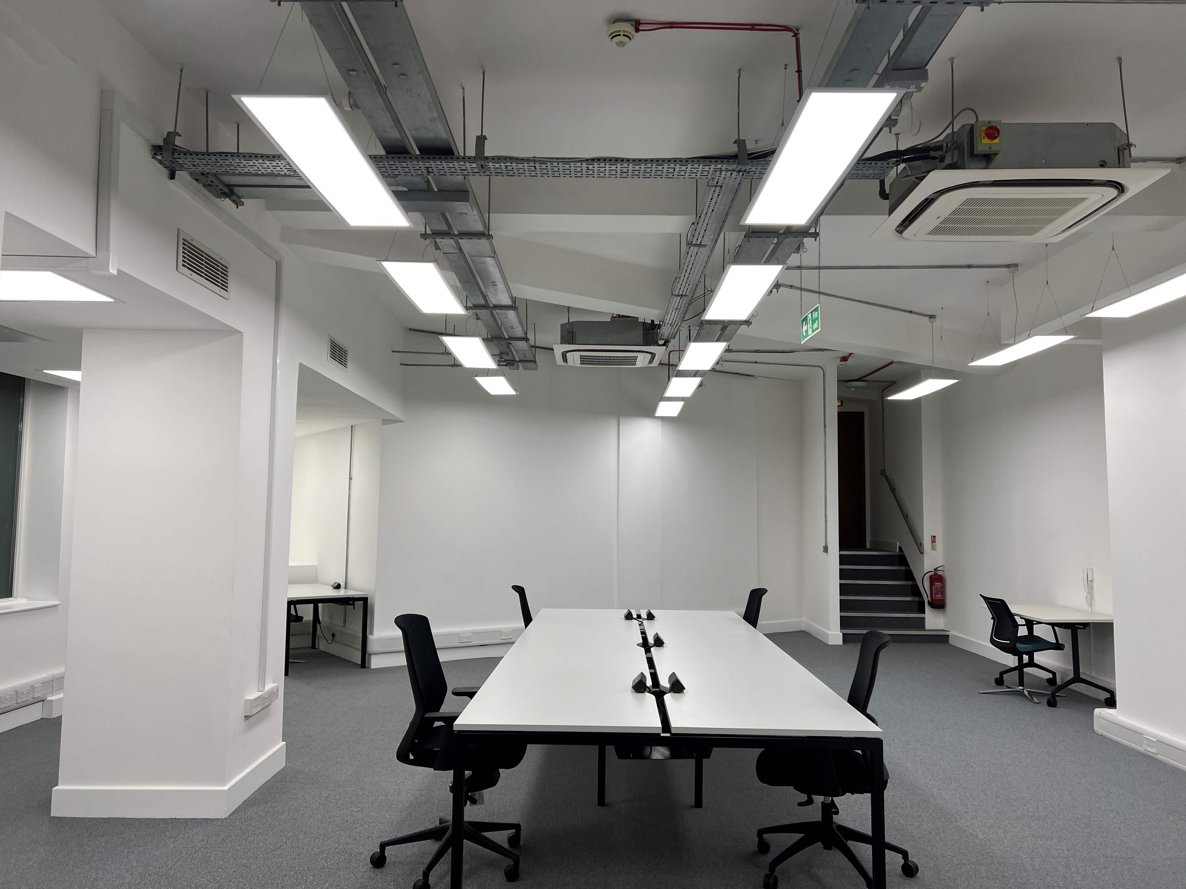 Serviced Office Kingsway, London, WC2B 6XF – Knight Frank