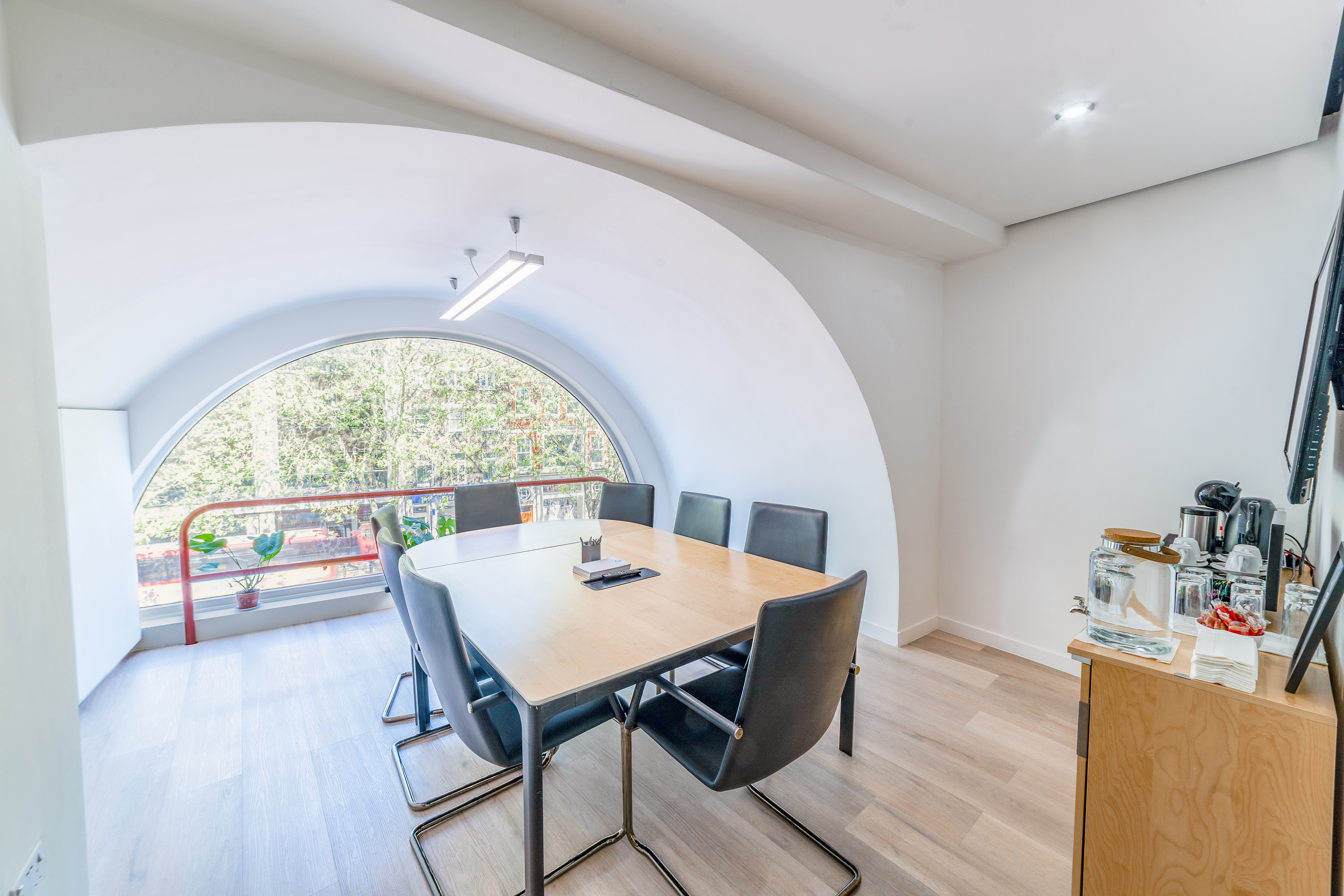 Serviced Office Brompton Road, London, SW3 1NE – Knight Frank