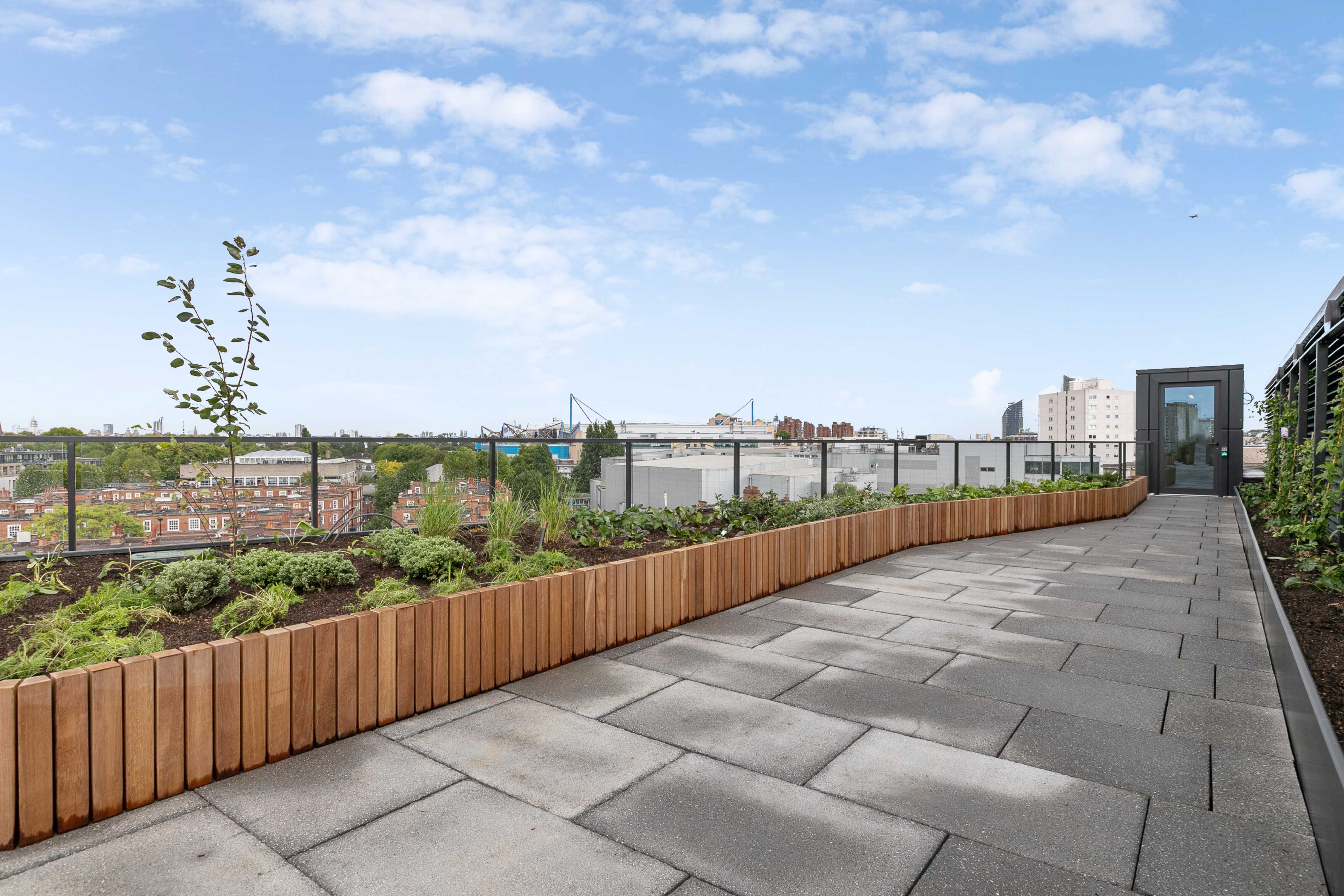 Serviced Office Fulham Broadway, London, SW6 1AH – Knight Frank