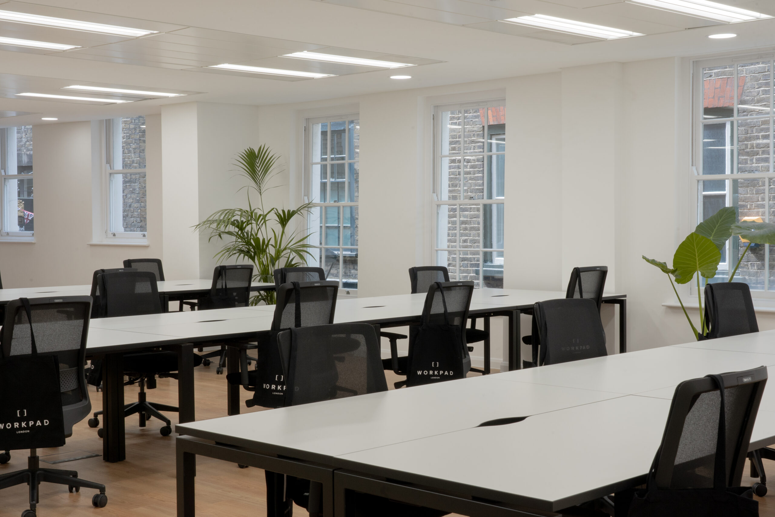 Serviced Office Park Street, London, W1K 2XA – Knight Frank
