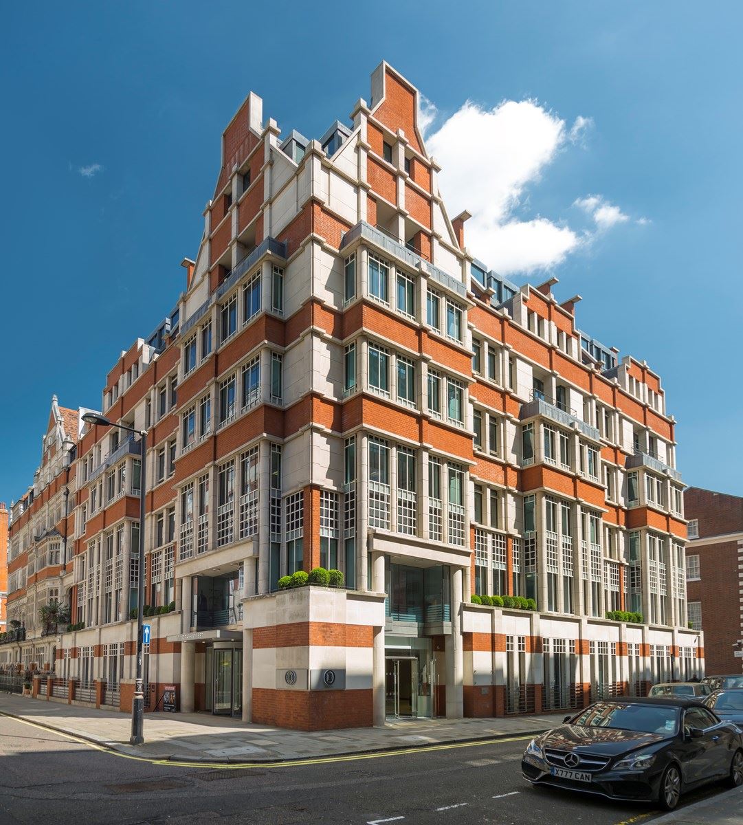 Serviced Office Park Street, London, W1K 2XA – Knight Frank
