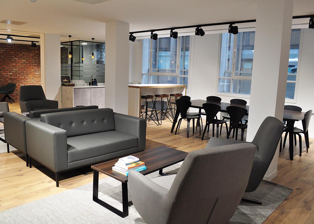 Serviced Office 32 Threadneedle Street, London, EC2R 8AY – Knight Frank