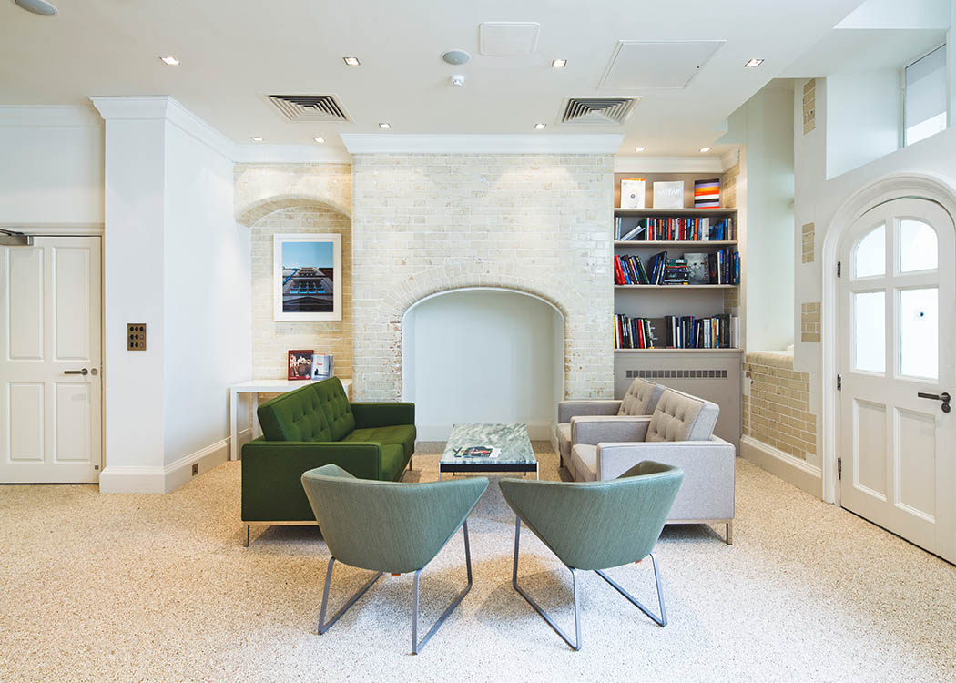 Serviced Office 15 Stratton Street, London, W1J 8LQ – Knight Frank