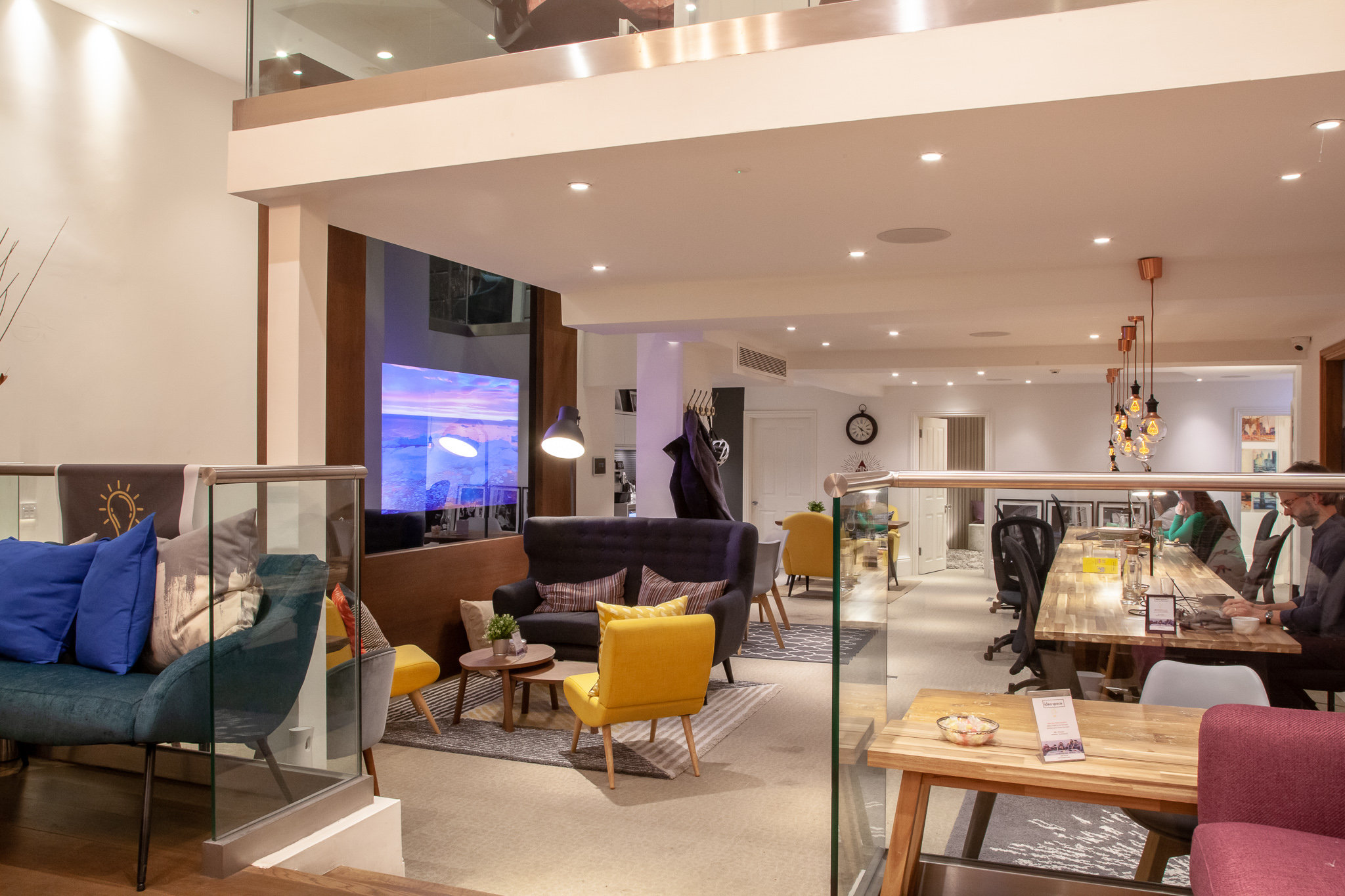 Serviced Office 83 Lavender Hill, London, SW11 5QL – Knight Frank