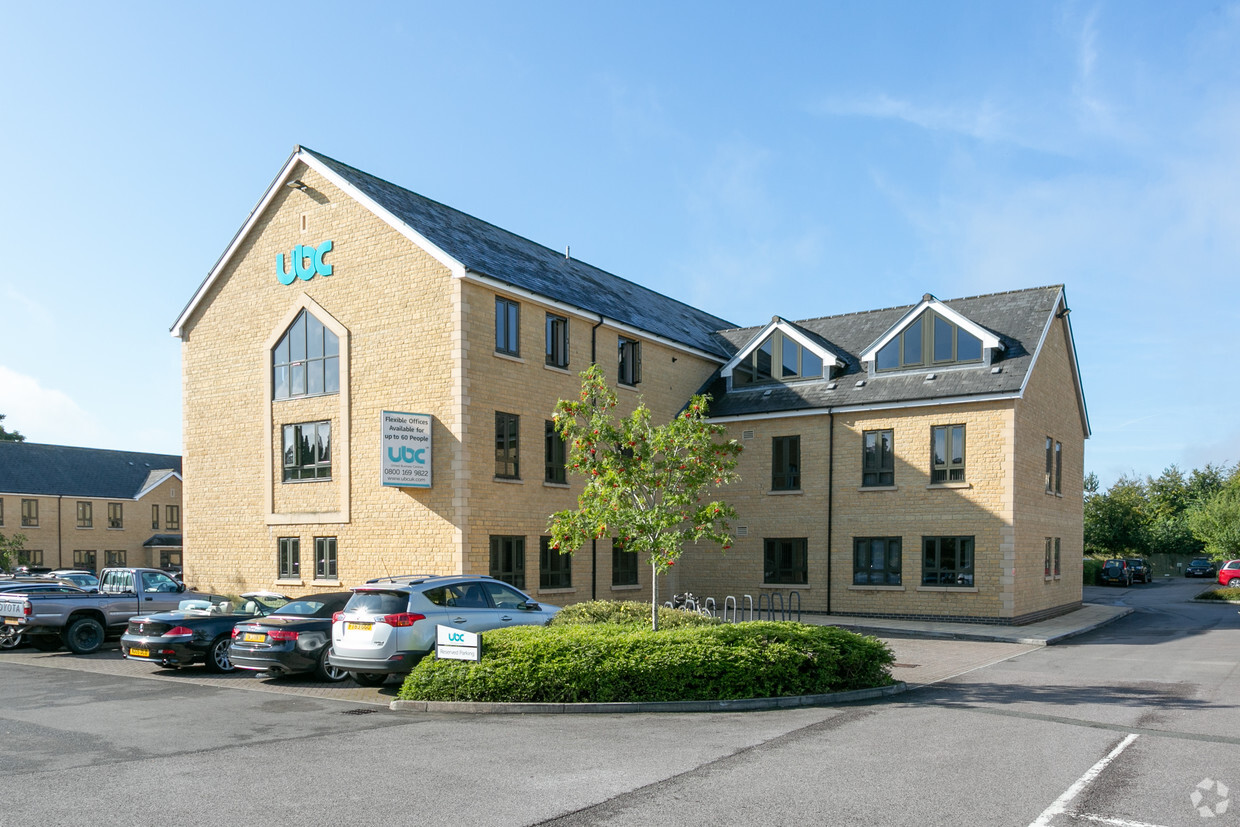 Serviced Office Tetbury Road Cirencester, Cirencester, GL7 6JJ – Knight ...