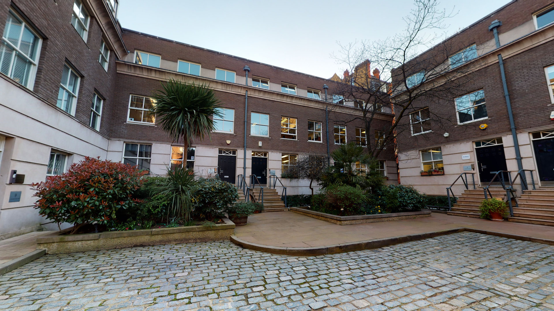 Serviced Office Coldbath Square, London, EC1R 5HL – Knight Frank