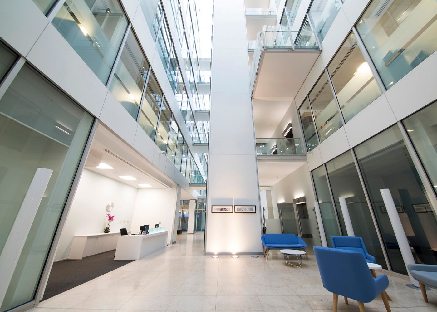 Serviced Office Davidson House, Reading, RG1 3EU – Knight Frank