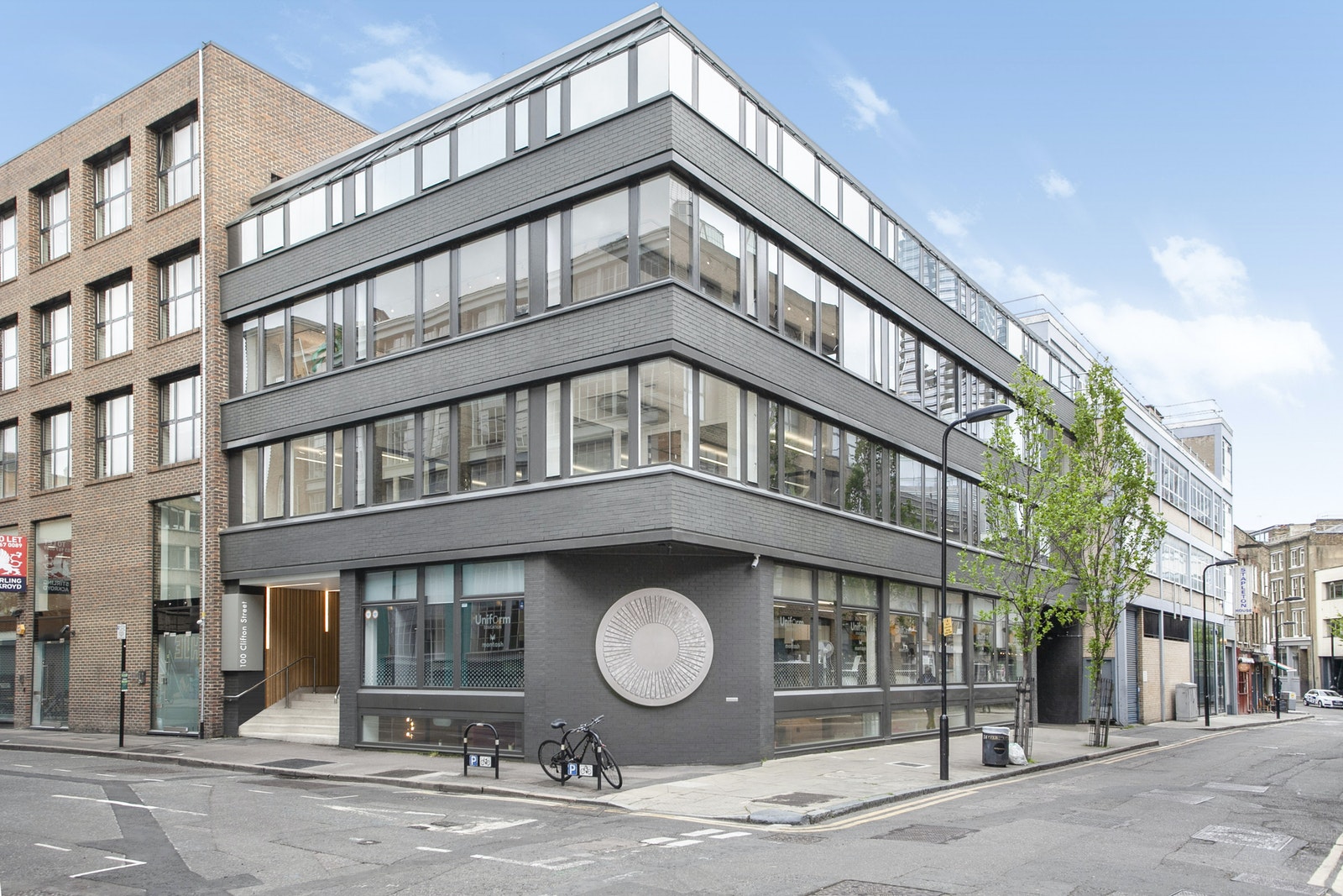 Serviced Office Clifton Street, London, EC2A 4TP – Knight Frank