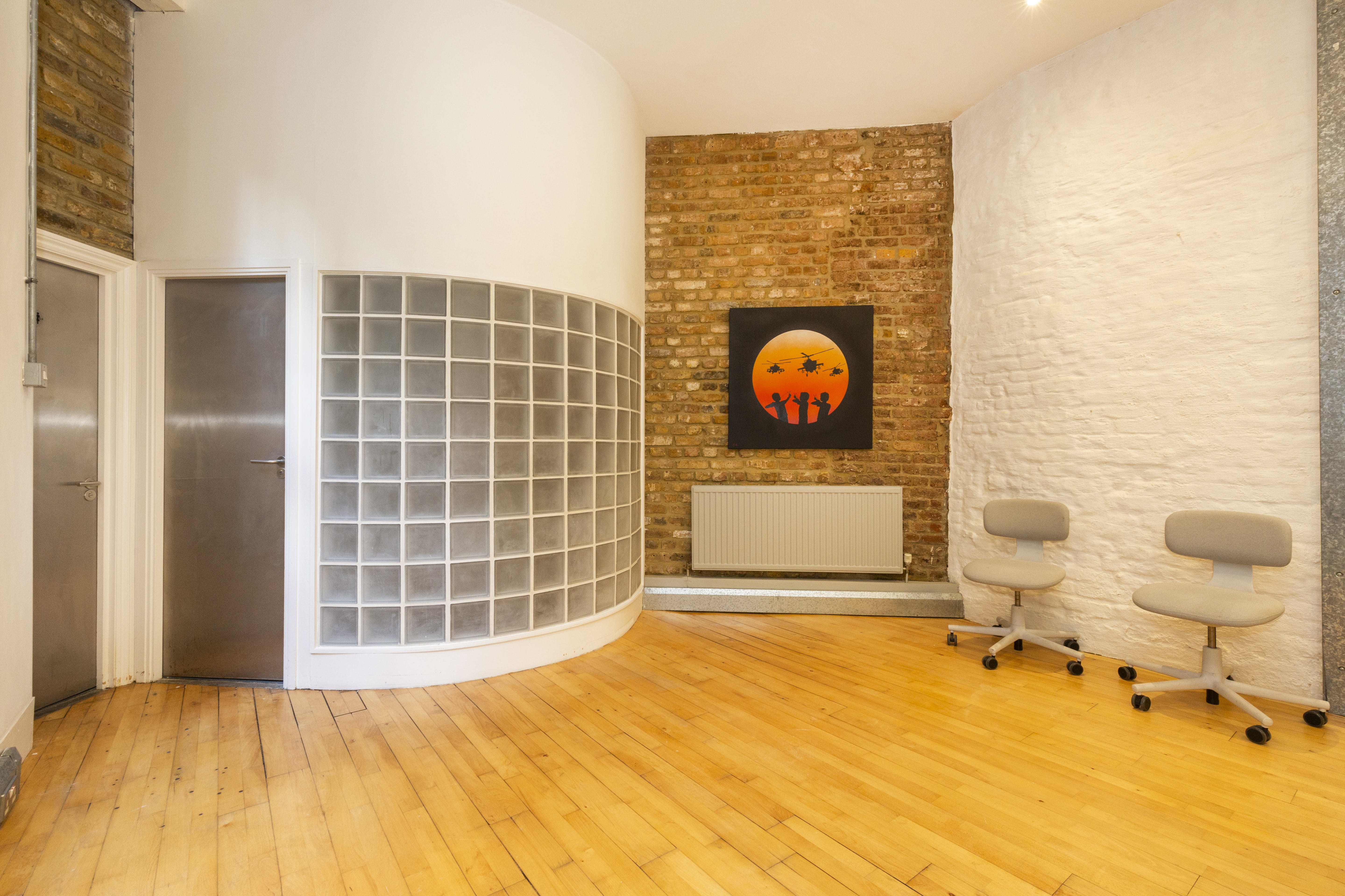Serviced Office Printing House Yard, London, E2 7PR – Knight Frank