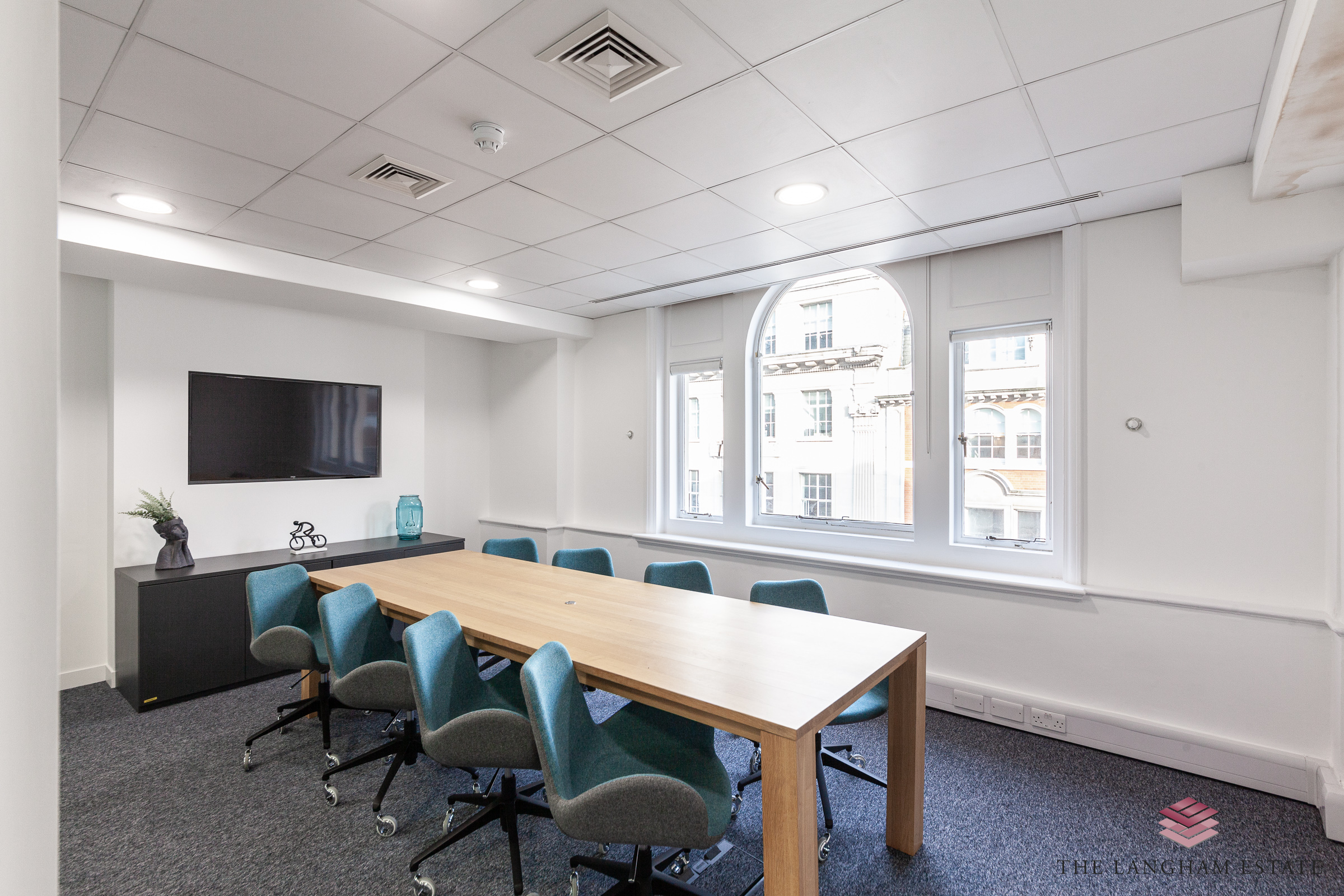 Serviced Office Great Portland Street, London, W1W 8QB – Knight Frank