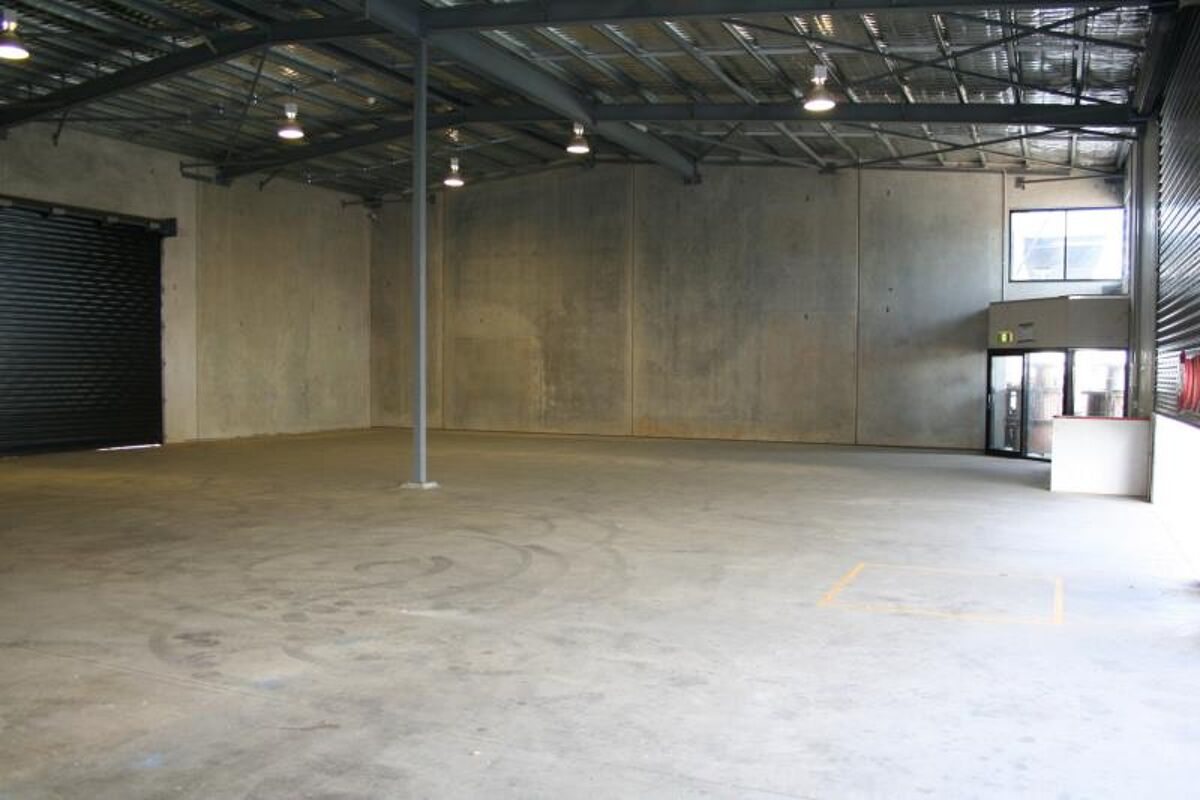 Industrial to rent in 4 Bramp Close, PORTSMITH, QLD 4870 - 110793 ...