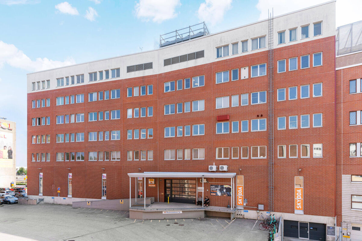 Other Commercial Property to rent in Vanha Talvitie 13-15 - 21756159530 ...