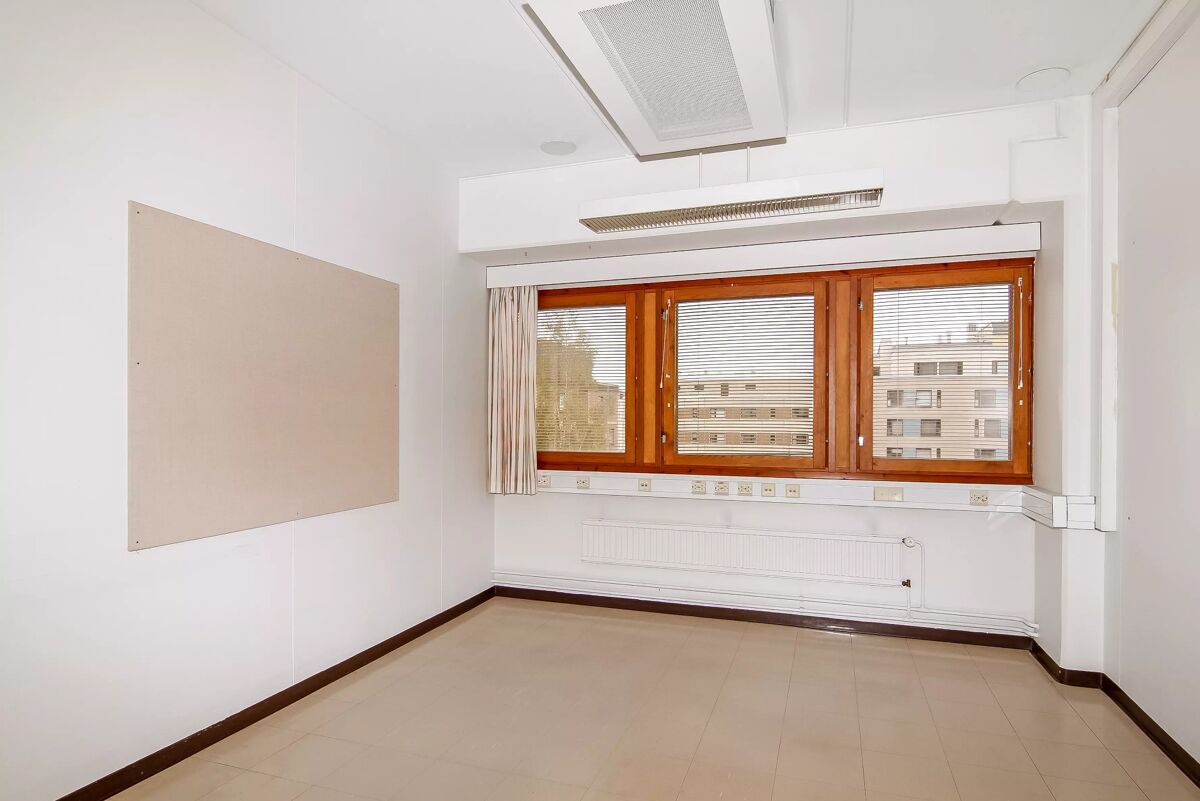 Other Commercial Property to rent in Rautatienkatu 10, Ydinkeskusta ...