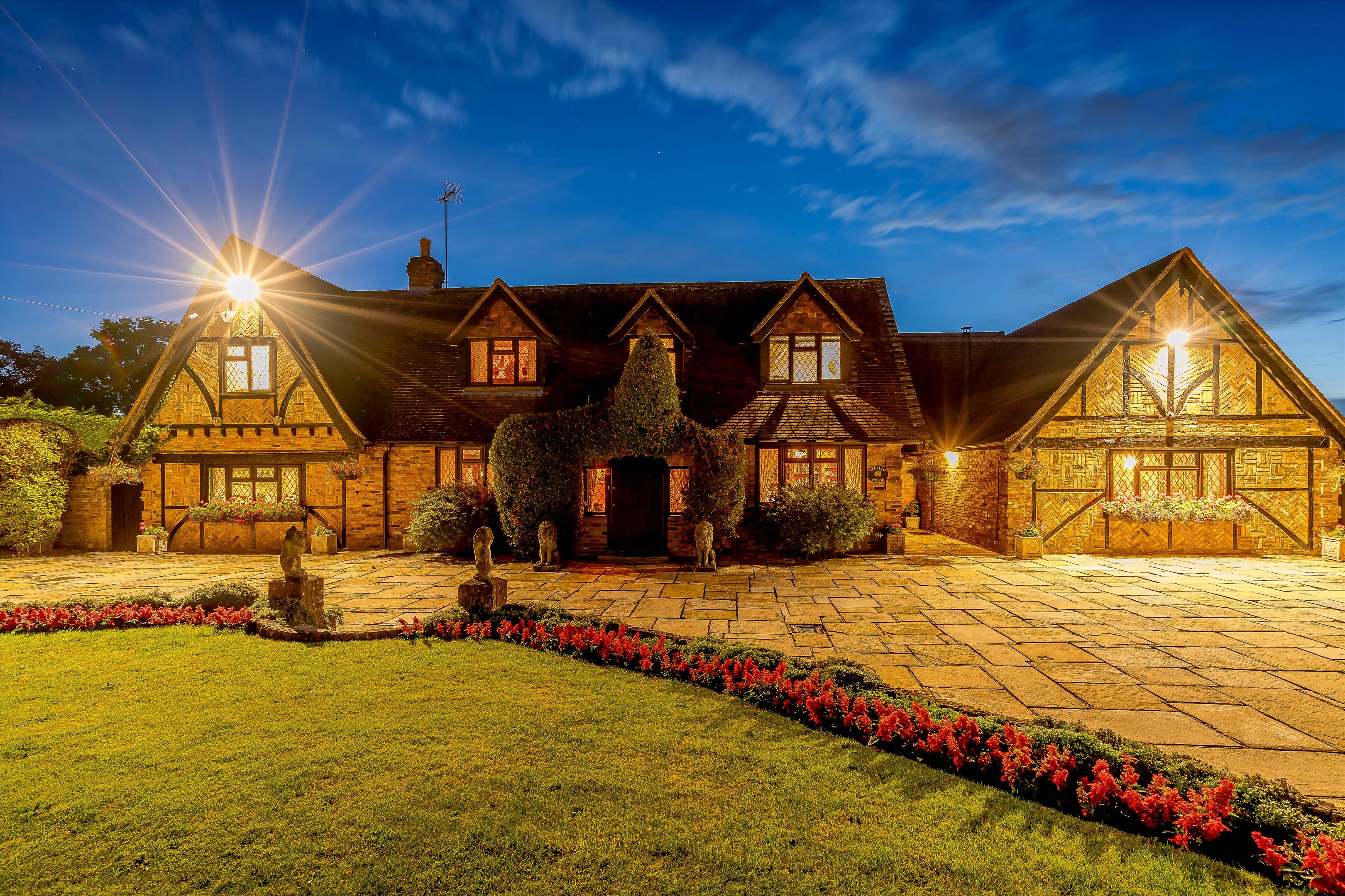 Country properties, land & Farms for sale or rent - UKLandandFarms.co.uk