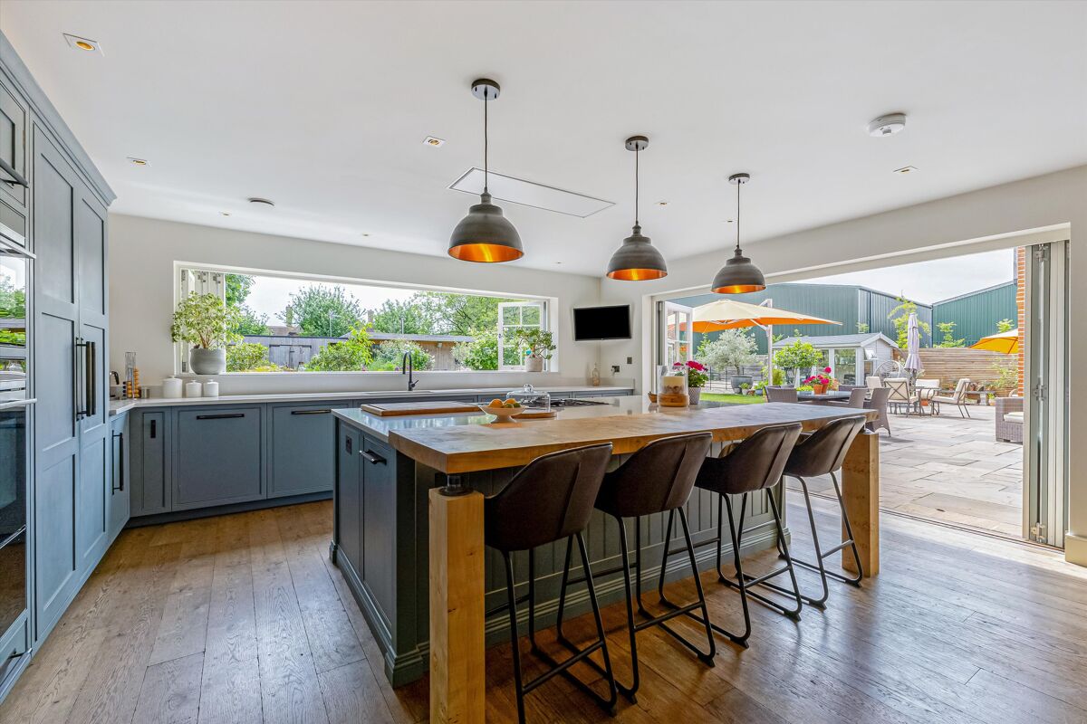 house for sale in Forest Road, Wokingham, Berkshire RG40 - asc012686090 ...