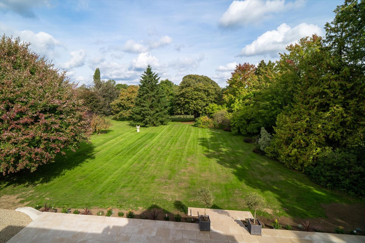 house for sale in Longcross Road, Longcross, Surrey, KT16 - ASC190200 ...