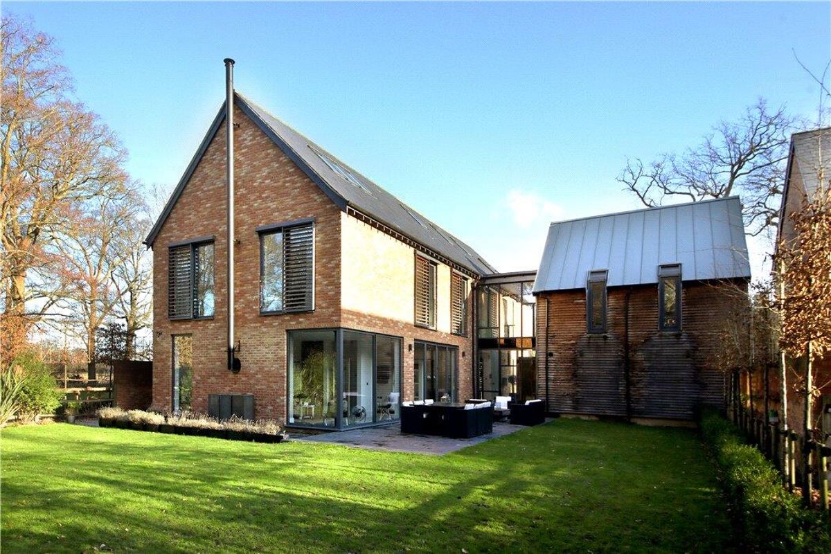 house for sale in Windlebrook Park, Longcross Road, Longcross, Chertsey ...