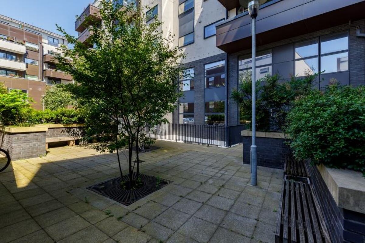 Mixed Use for sale in 4 Union Road, Stockwell, London, SW4 ...