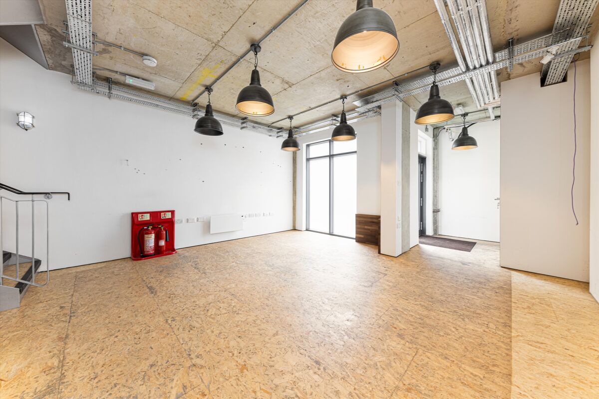 Mixed Use Property for sale in 4 Union Road, Stockwell, London, SW4 6JP ...