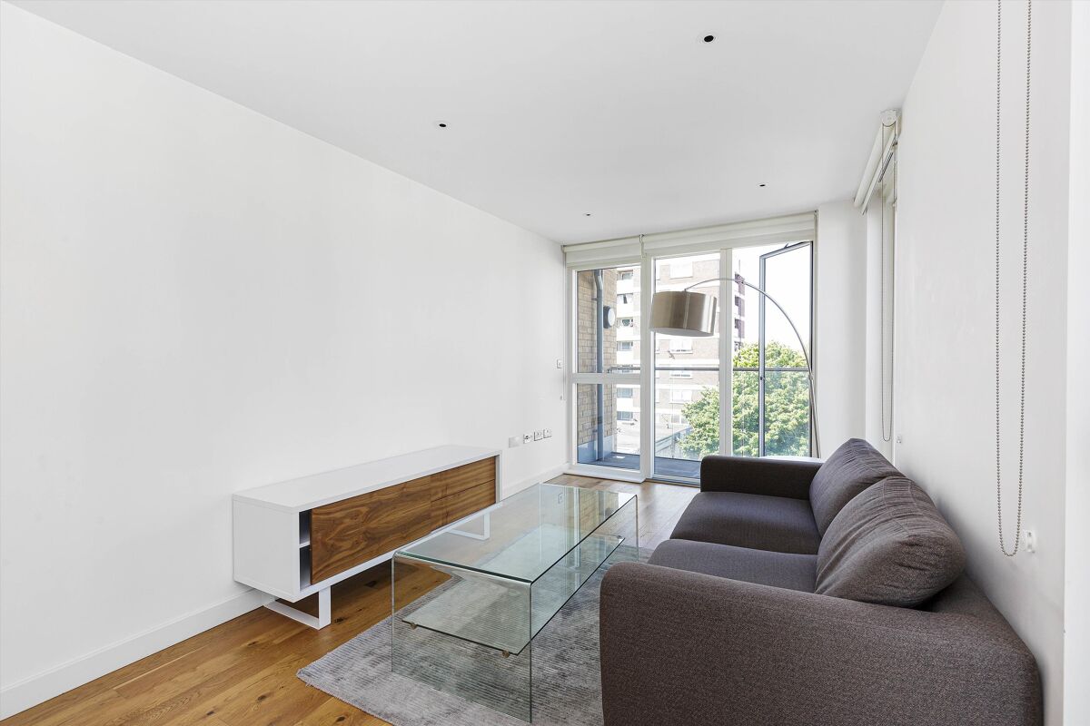 50 Sharp House, 91 Goldhawk Road, Shepherds Bush, London, W12 8DZ ...