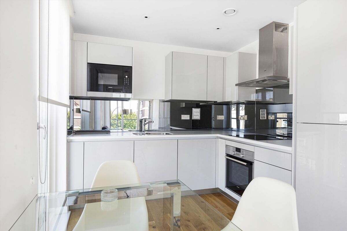 50 Sharp House, 91 Goldhawk Road, Shepherds Bush, London, W12 8DZ ...