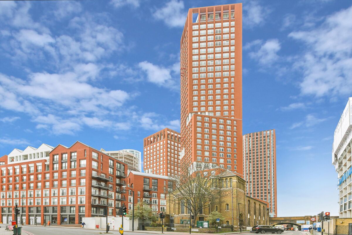 flat to rent in Keybridge Tower, Exchange Gardens, Vauxhall, London ...
