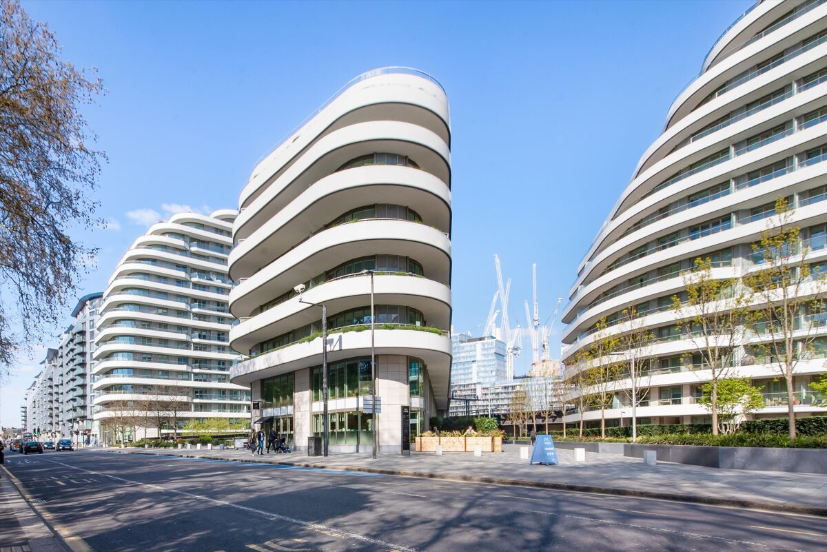 flat to rent in Altissima House, Queenstown Road, London, SW11 ...