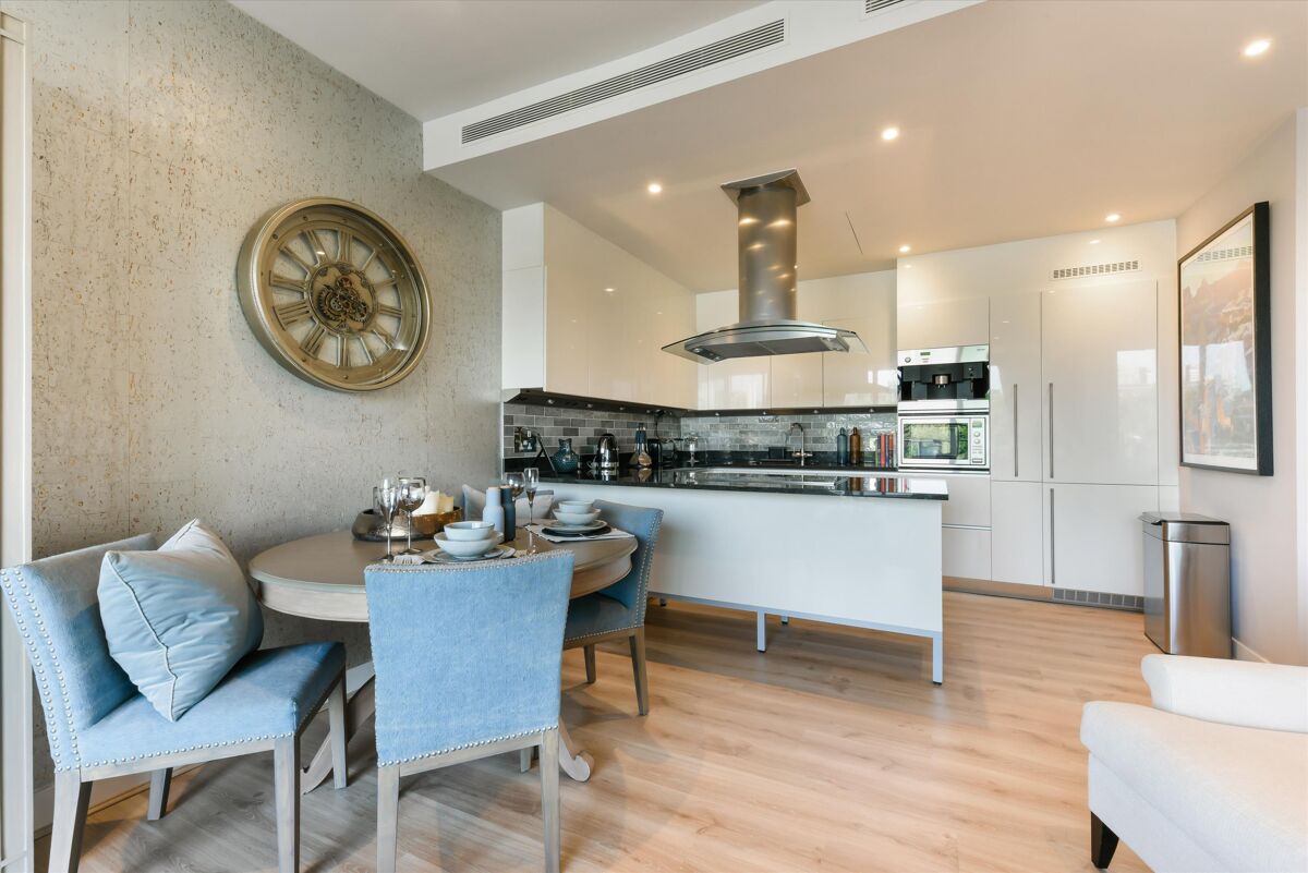flat to rent in Centurion Building, Queenstown Road, SW11 ...