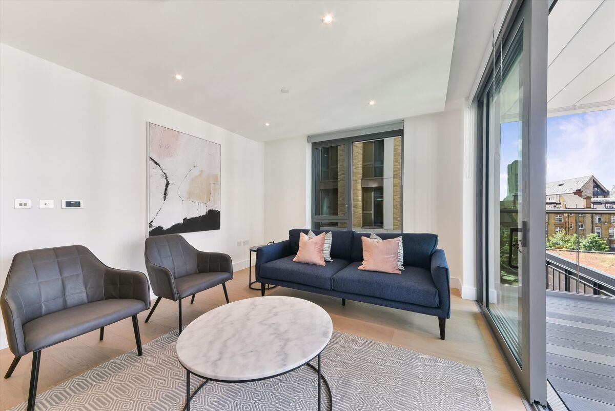 flat to rent in Chartwell House, SW11 - baq012570481 | Knight Frank