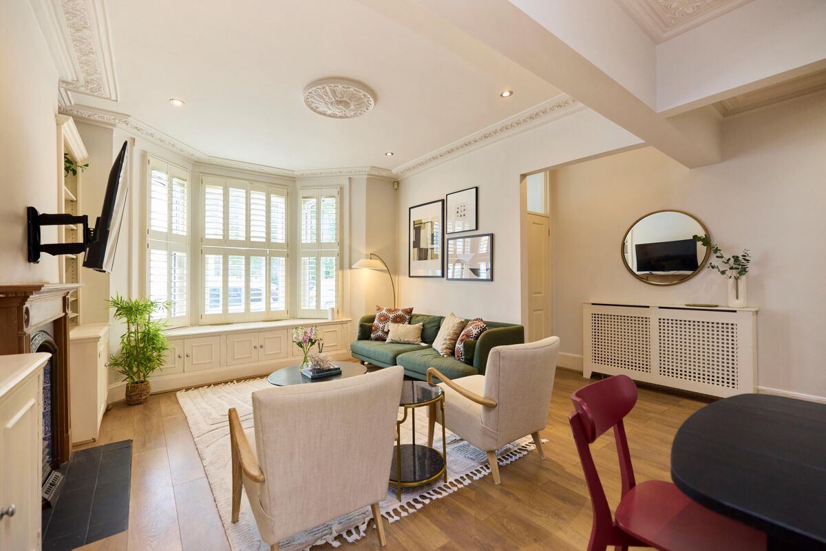 house to rent in Cabul Road, Battersea, SW11 - baq012599831 | Knight ...