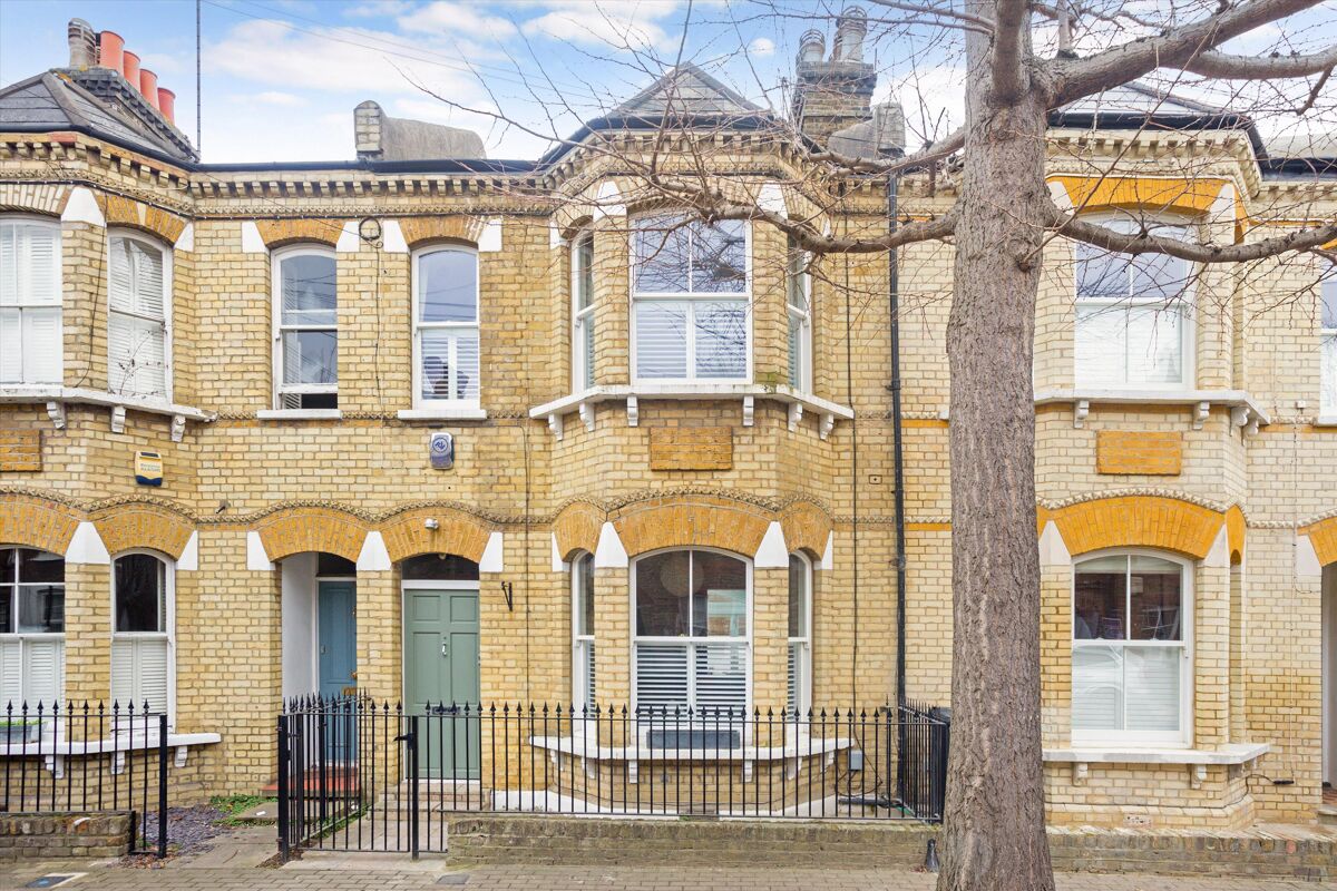 house for sale in Tennyson Street, London, SW8 - bat012367784 | Knight ...