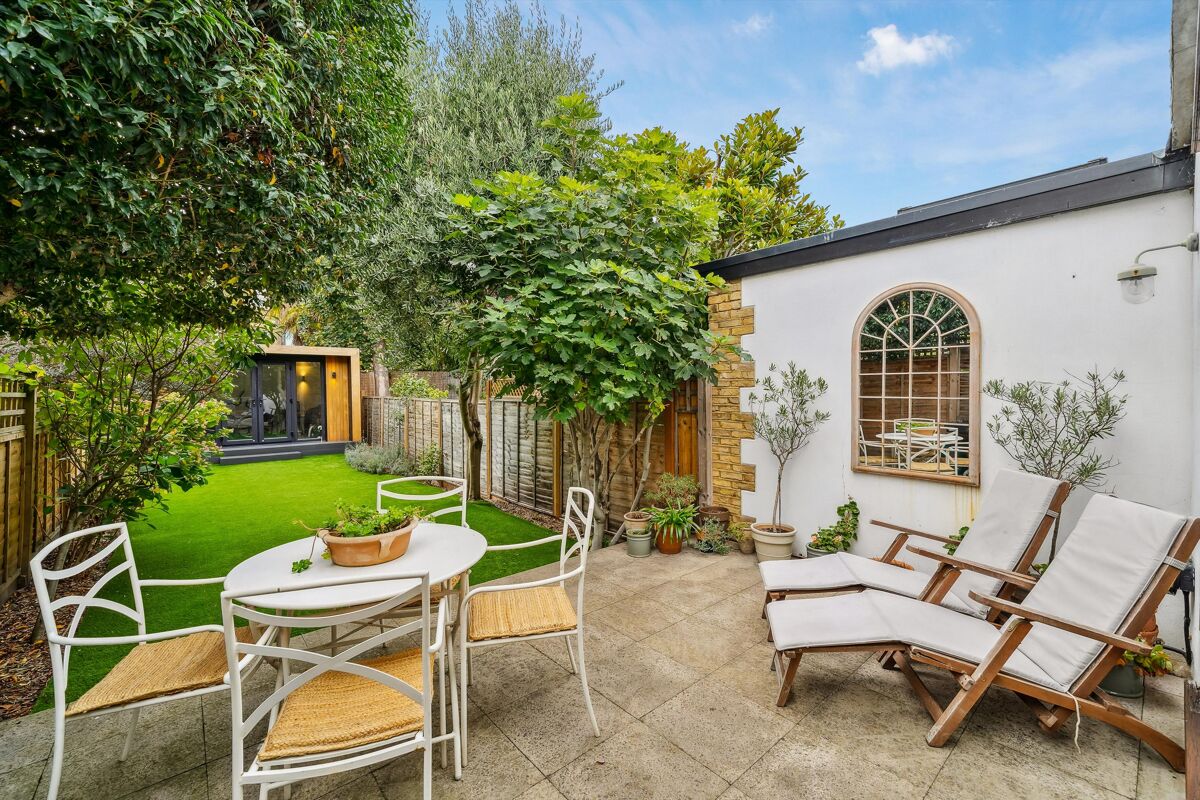 house for sale in Glycena Road, London, SW11 - bat012572913 | Knight ...