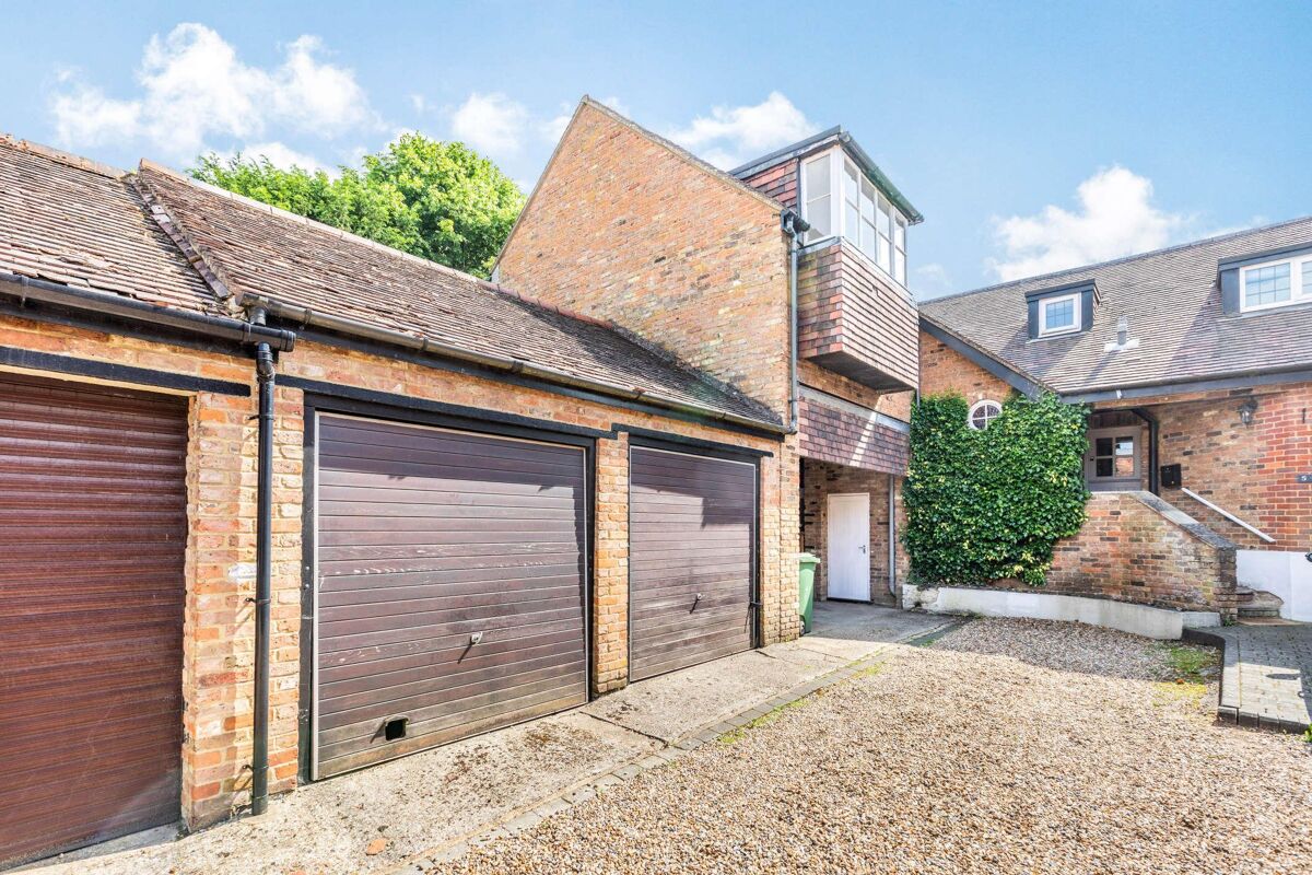 House For Sale In Darrs Lane Northchurch Berkhamsted Hertfordshire