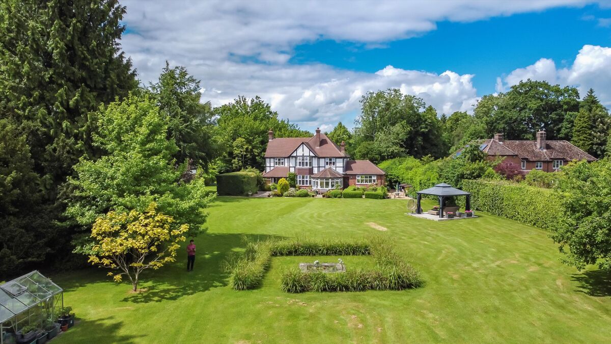 house for sale in Stoney Lane, Bovingdon, Hertfordshire, HP3 ...