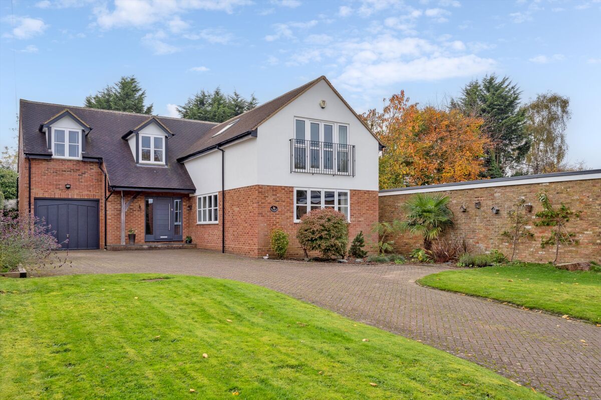 house for sale in Dudswell Lane, Dudswell, Berkhamsted, Hertfordshire ...