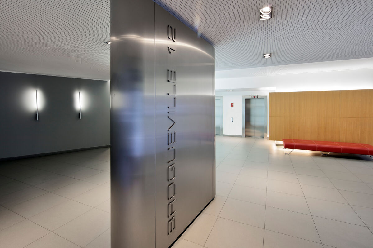 Office to rent in BROQUEVILLE, Avenue de Broqueville - Broquevillelaan ...