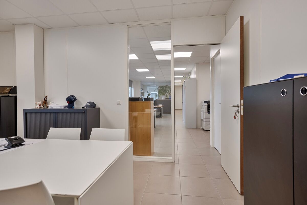 Industrial to rent in Noordersingel 9/17, 2140 Antwerpen - be6803347 ...