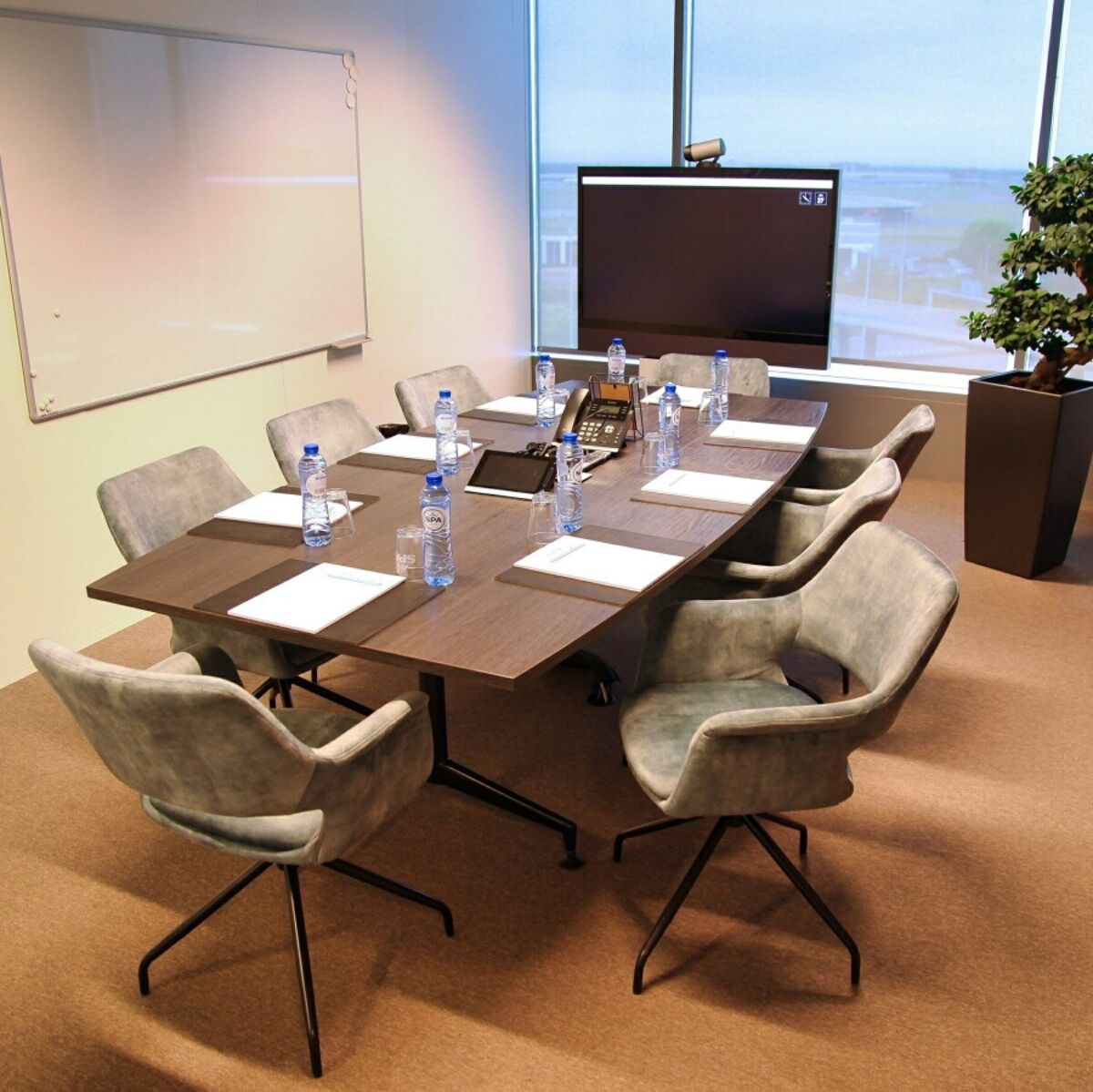 Office to rent in AIRPORT PLAZA - MC, Leonardo Da Vincilaan 19 - 1831 ...