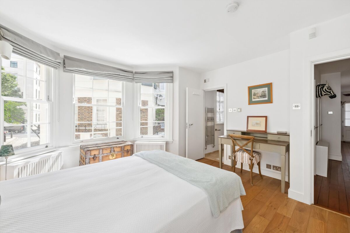 flat to rent in Cobham Court, Chester Close, London, SW1X ...