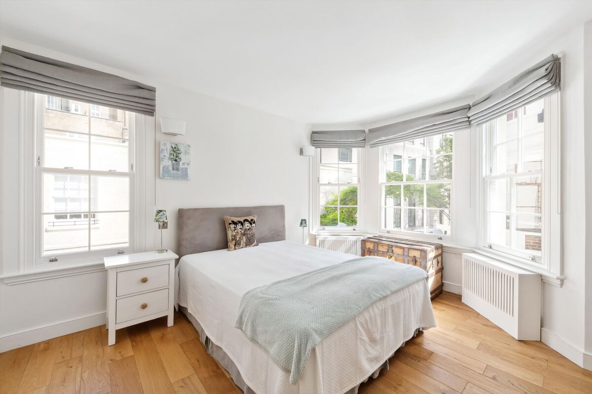 flat to rent in Cobham Court, Chester Close, London, SW1X ...