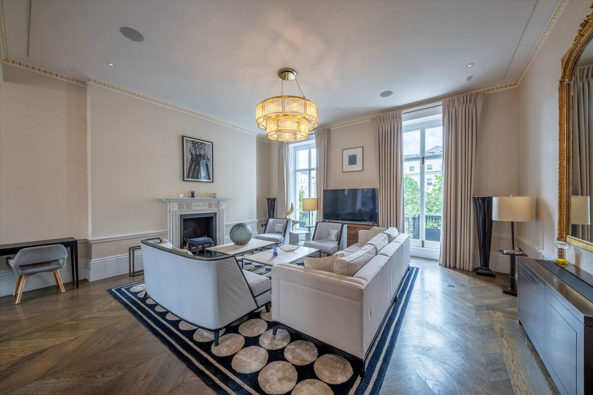 house for sale in Chester Square, Belgravia SW1W 9DU and 69 Ebury Mews ...