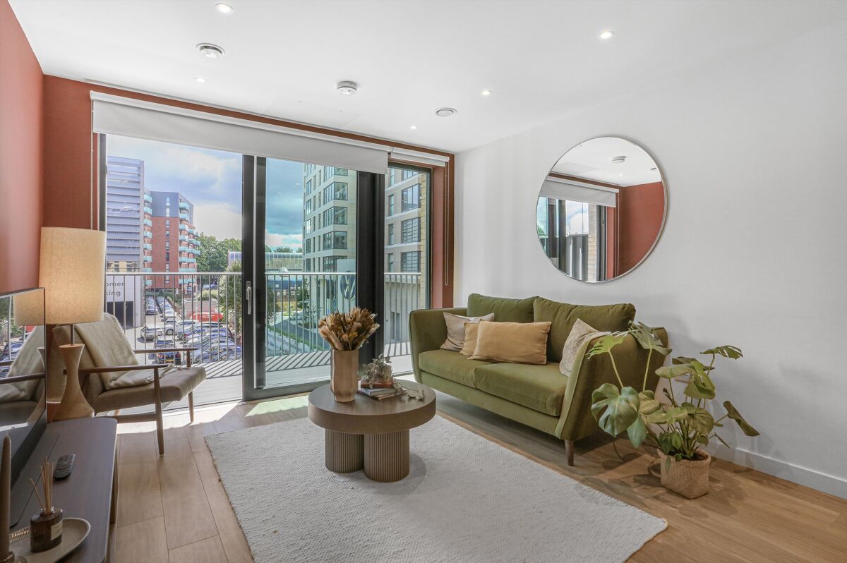 flat to rent in Capital Interchange Way, Brentford, TW8 - biq012592672 ...