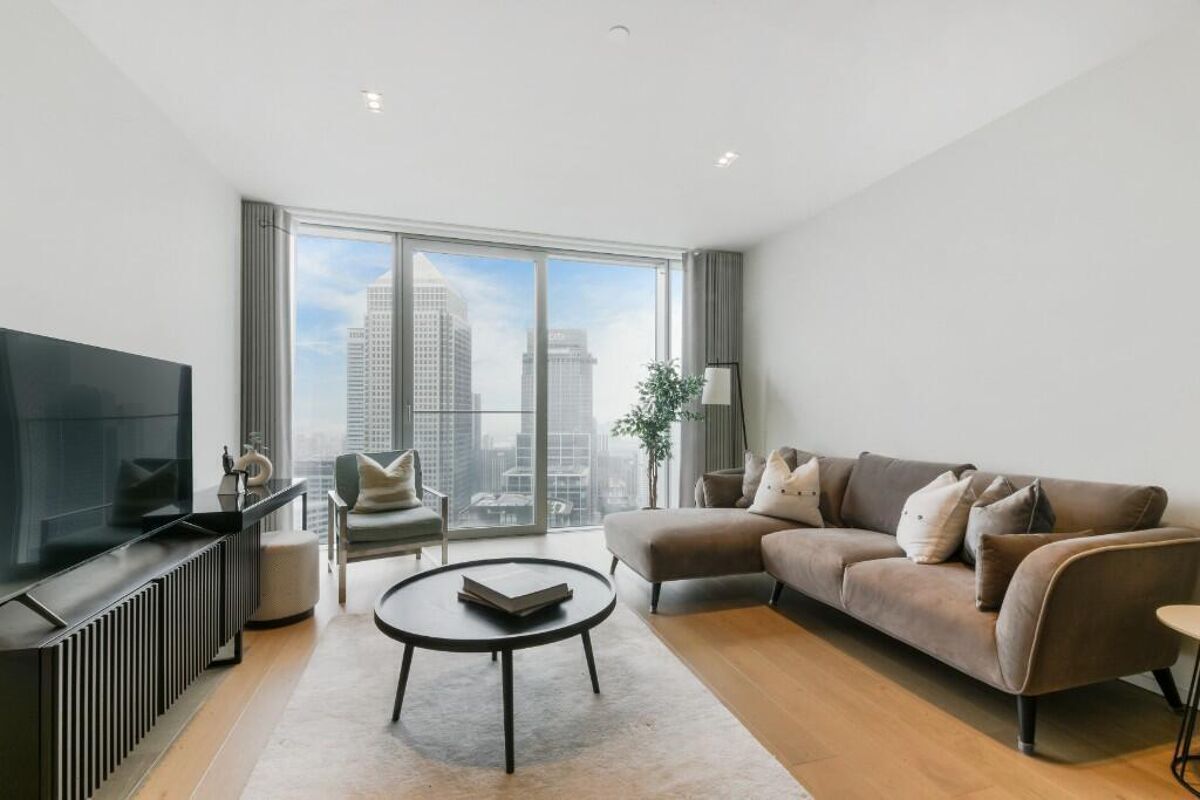 flat to rent in Newfoundland Place, London, E14 - biq012655486 | Knight ...