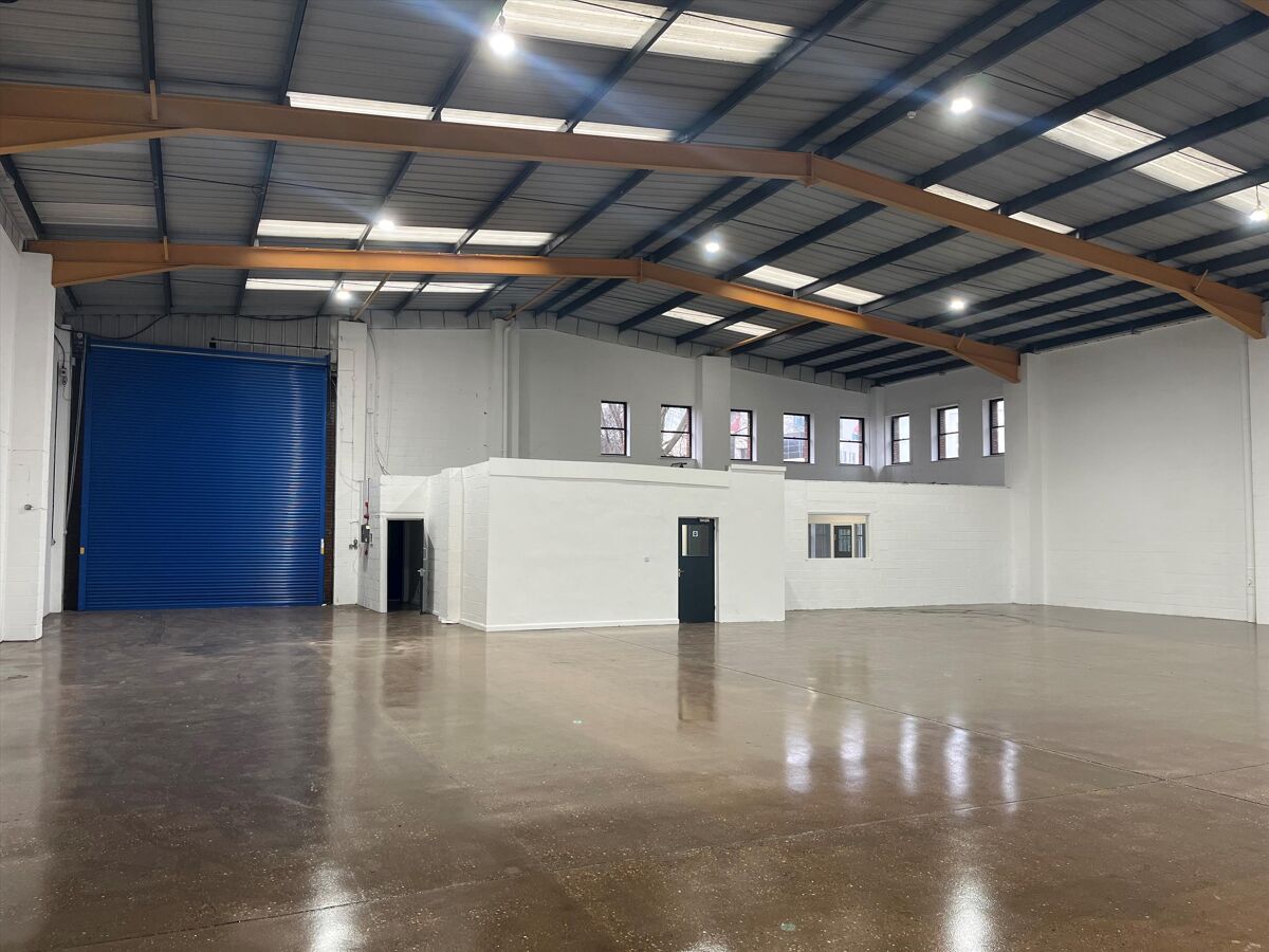 Industrial/Distribution to rent in 7 Heneage Street, Parkway Industrial ...
