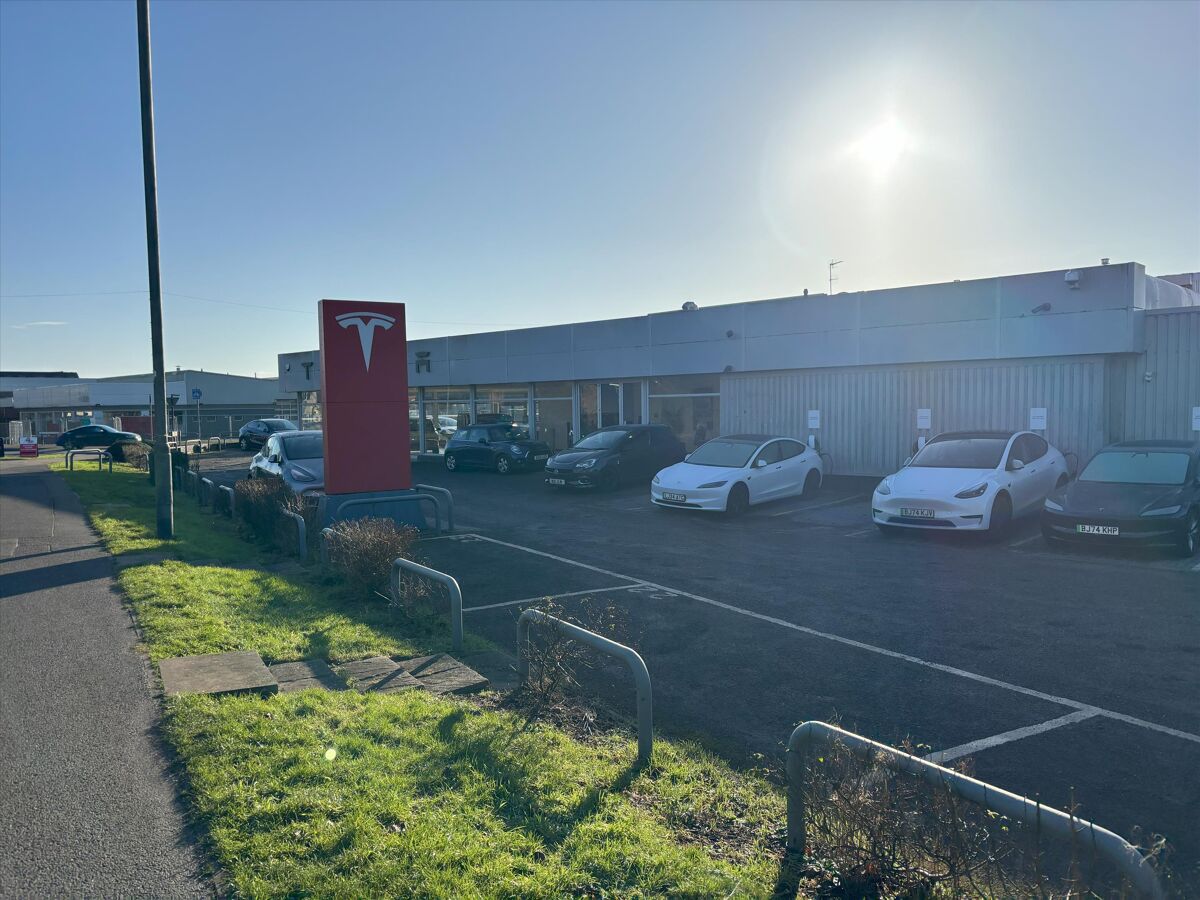 Tesla Birmingham Road, Stratford-upon-Avon, Warwickshire, CV37 | Knight ...