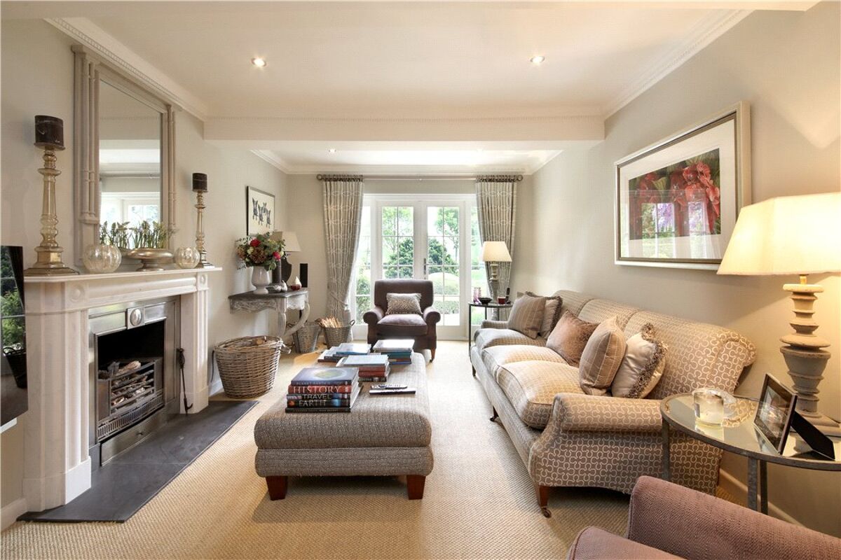 house for sale in Stoney Lane, Bovingdon, Hertfordshire, HP3 ...