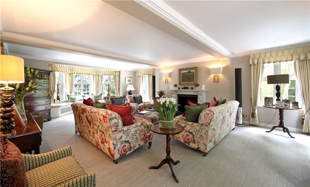 house for sale in Stoney Lane, Bovingdon, Hertfordshire, HP3 ...