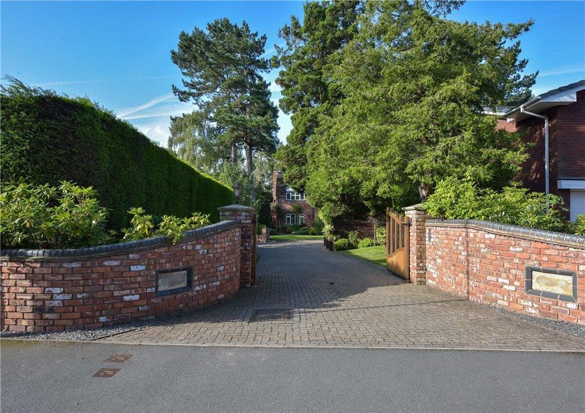 house for sale in 1 Pineways, Sutton Coldfield, West Midlands, B74 ...