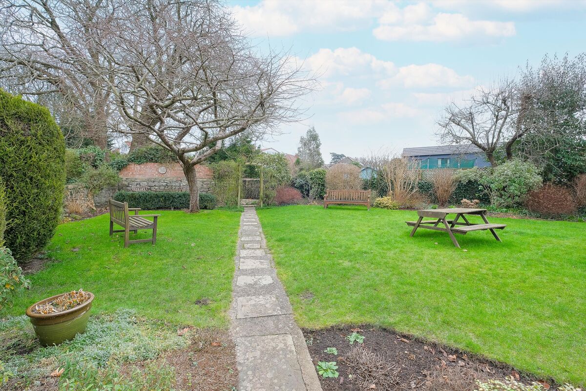 House For Sale In Henbury Road Westbury On Trym Bristol Bs9