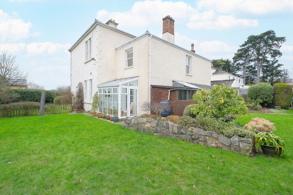 House For Sale In Henbury Road Westbury On Trym Bristol Bs9